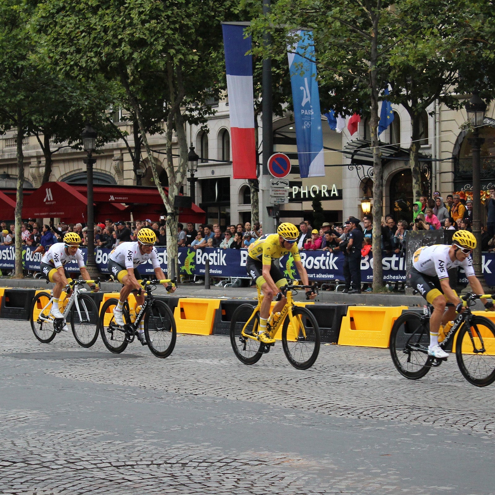 A grand time for cycling – Lake Cycling SA